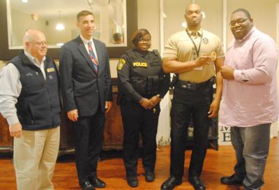 Forsyth congratulates officers | News | mymcr.net