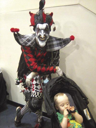 Drawing on lasting love of comics at Middle Ga. Comic Convention | News ...