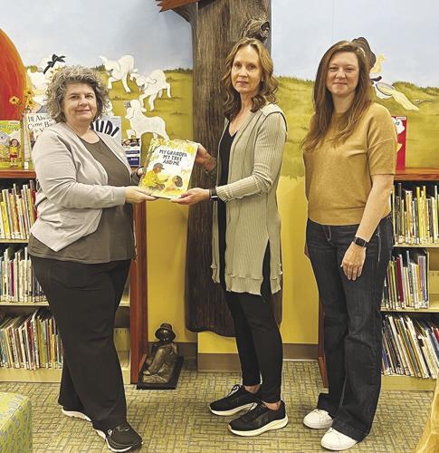 Agriculture book donated to Library | News | mymcr.net