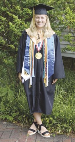 Top graduate Ellie Adams headed to Samford University | News | mymcr.net