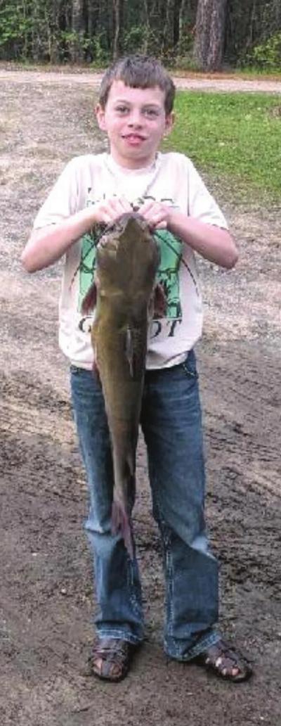 Cameron Stone lands a 15-pound catfish | News | mymcr.net