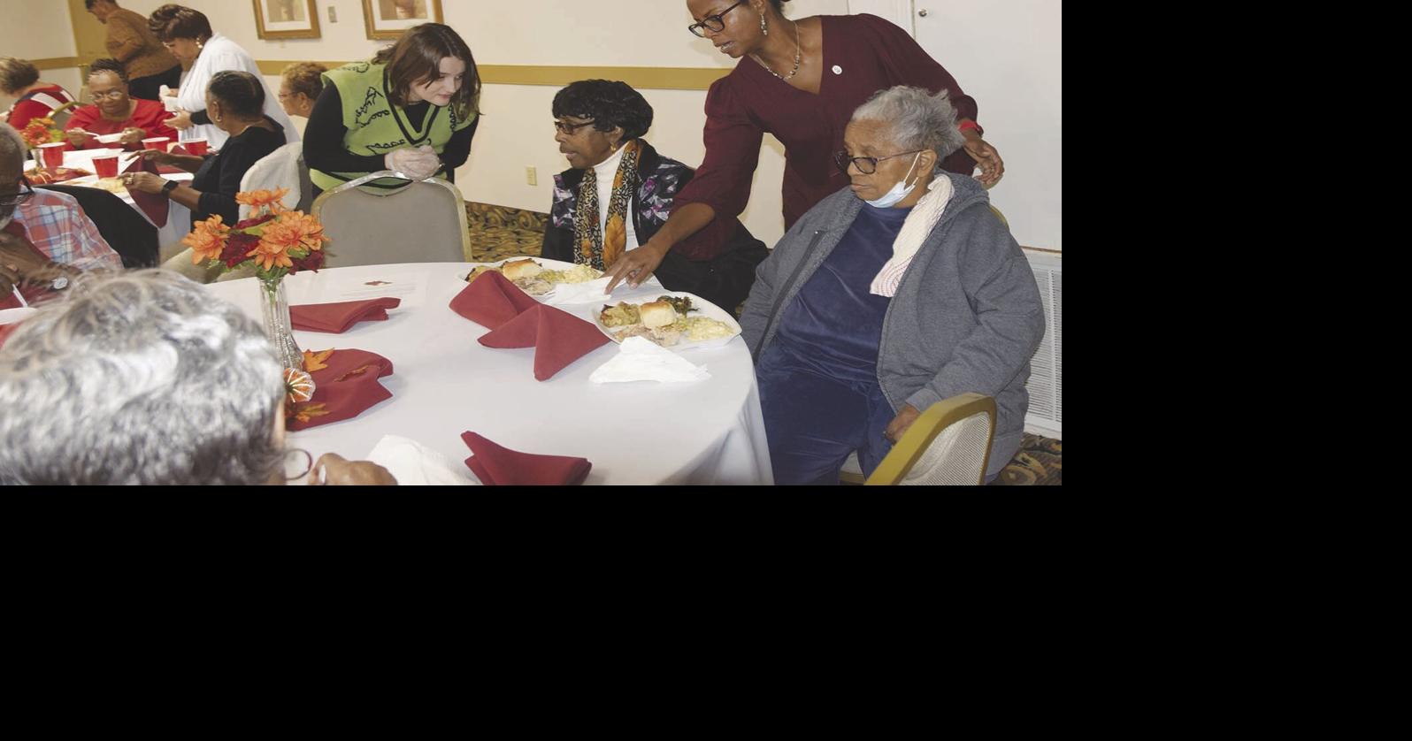 Rotary celebrates Thanksgiving by giving | Our Community | mymcr.net