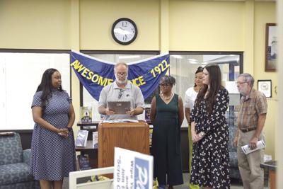 Librarian quits due to ‘verbal attacks’ | News | mymcr.net