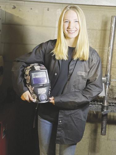 Emily Betsill graduates Mary Persons with a career | News | mymcr.net