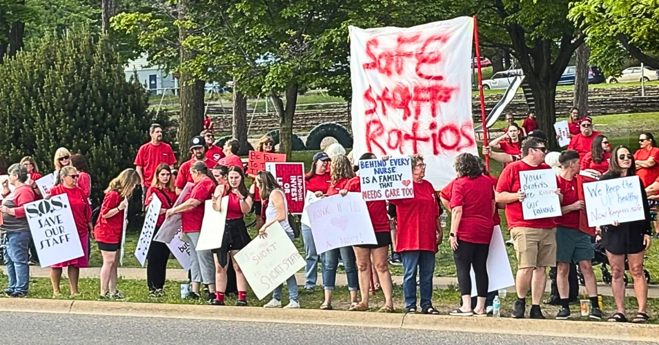 UPHS nurses reach tentative contract agreement | News | myupnow.com