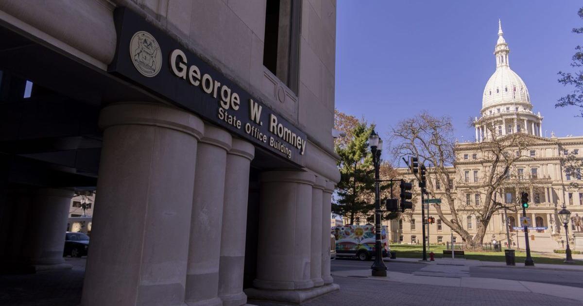 Michigan officials miss budget deadline but pass bill to stop state ...
