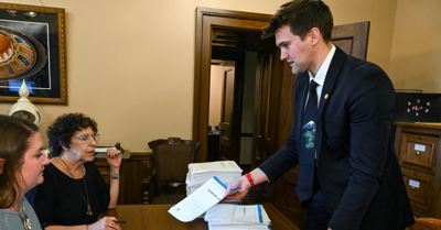 Michigan lawmaker proposes resolution asking SCOTUS to overturn gay ...