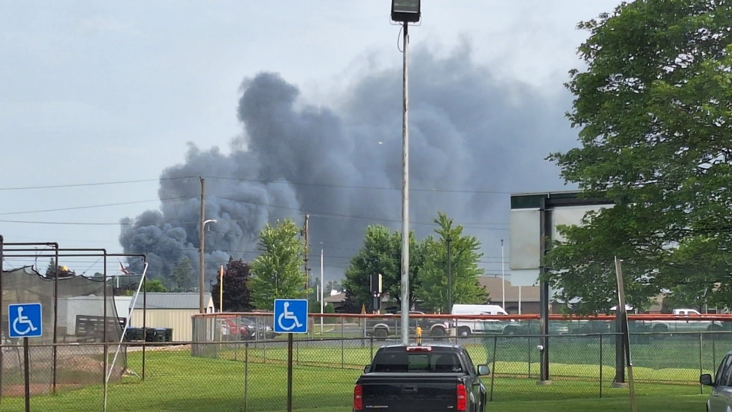 UPDATE: Escanaba building complete loss after vehicle catches fire ...