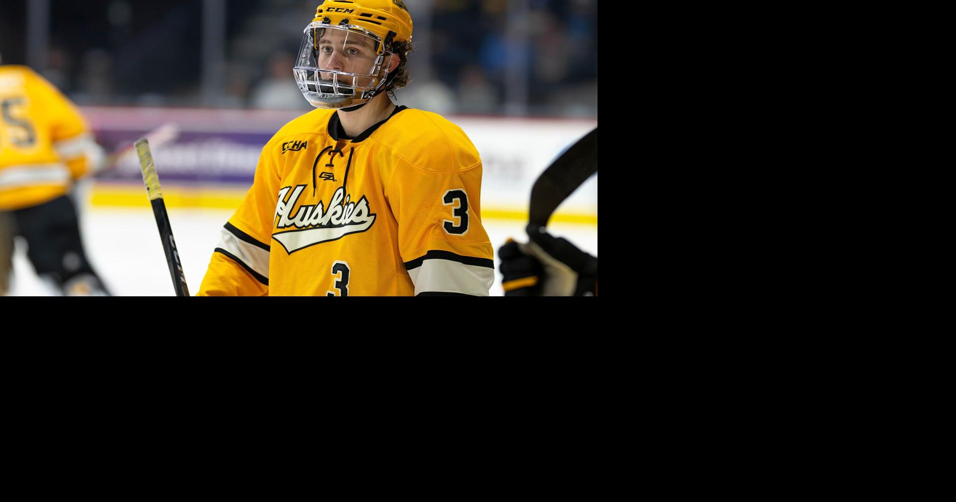 MTU's Rylan Brown named CCHA Rookie of the Week | Sports | myupnow.com