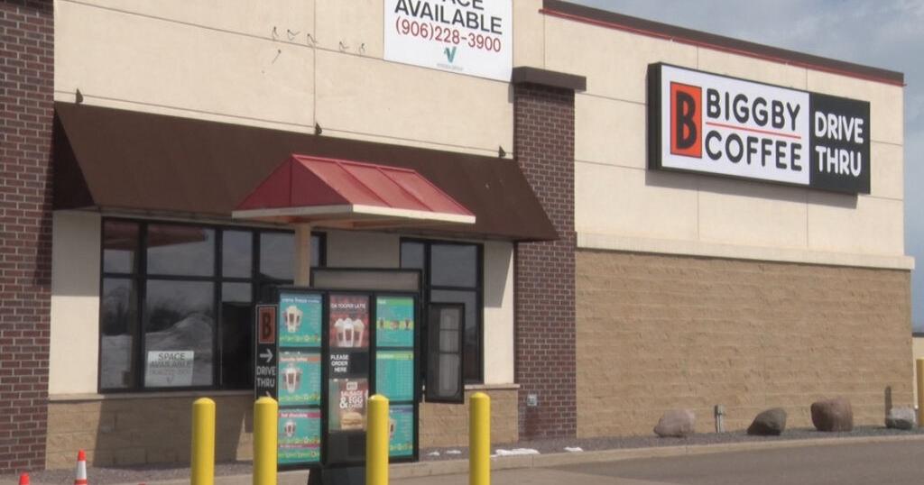 Biggby still open, despite inconvenient sign | Local News | myupnow.com