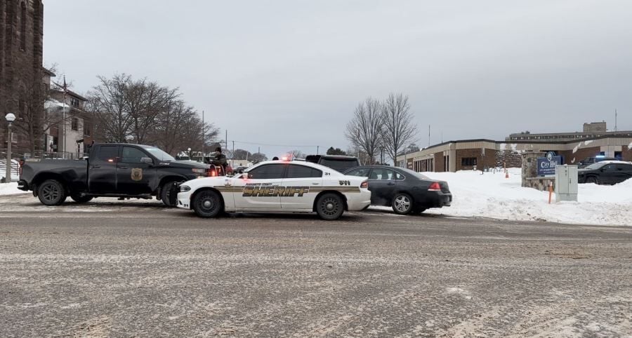 Police: Man waiting for officer started standoff at Marquette City Hall ...