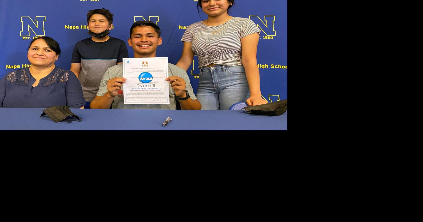 Napa Valley Prep Boys Soccer: Late bloomer Leon joins Claremont-Mudd ...