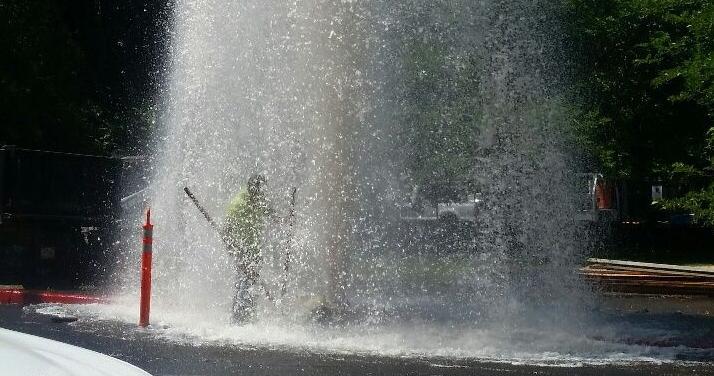 Geyser gushes from broken hydrant | News | napavalleyregister.com