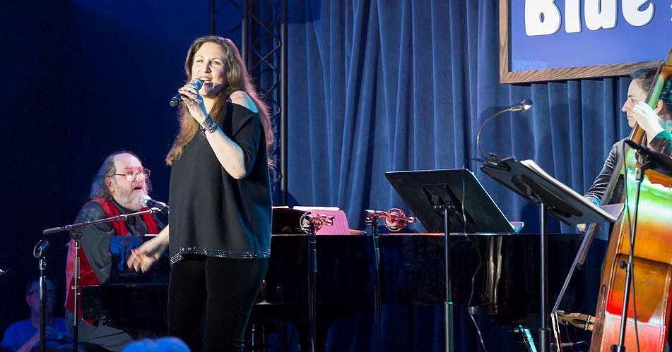 Musicians go online: Mike Greensill and Kellie Fuller host a virtual ...