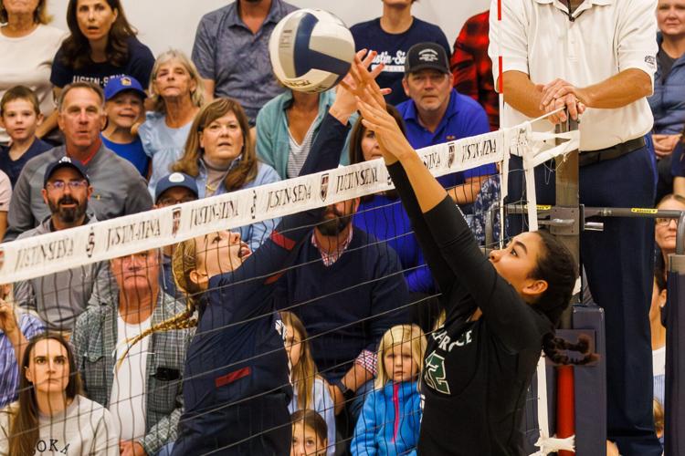 Justin-Siena volleyball falls to Head-Royce in section final