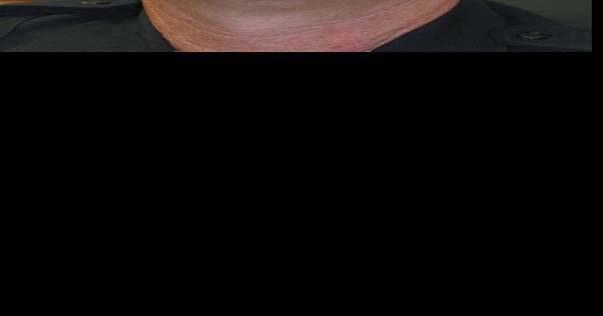 St. Helena Police Chief Chris Hartley takes oath of office | News ...