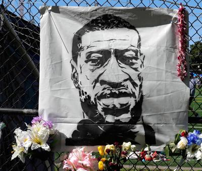 What was seen in Floyd’s mouth