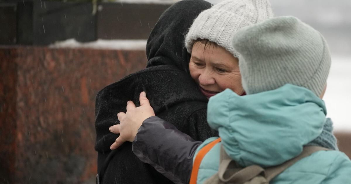 Kremlin Foe Alexei Navalnys Team Confirms His Death And Says His