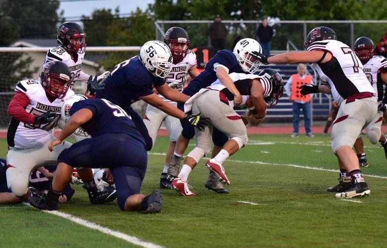 Justin-Siena football team breezes past Healdsburg for first win, 61-0