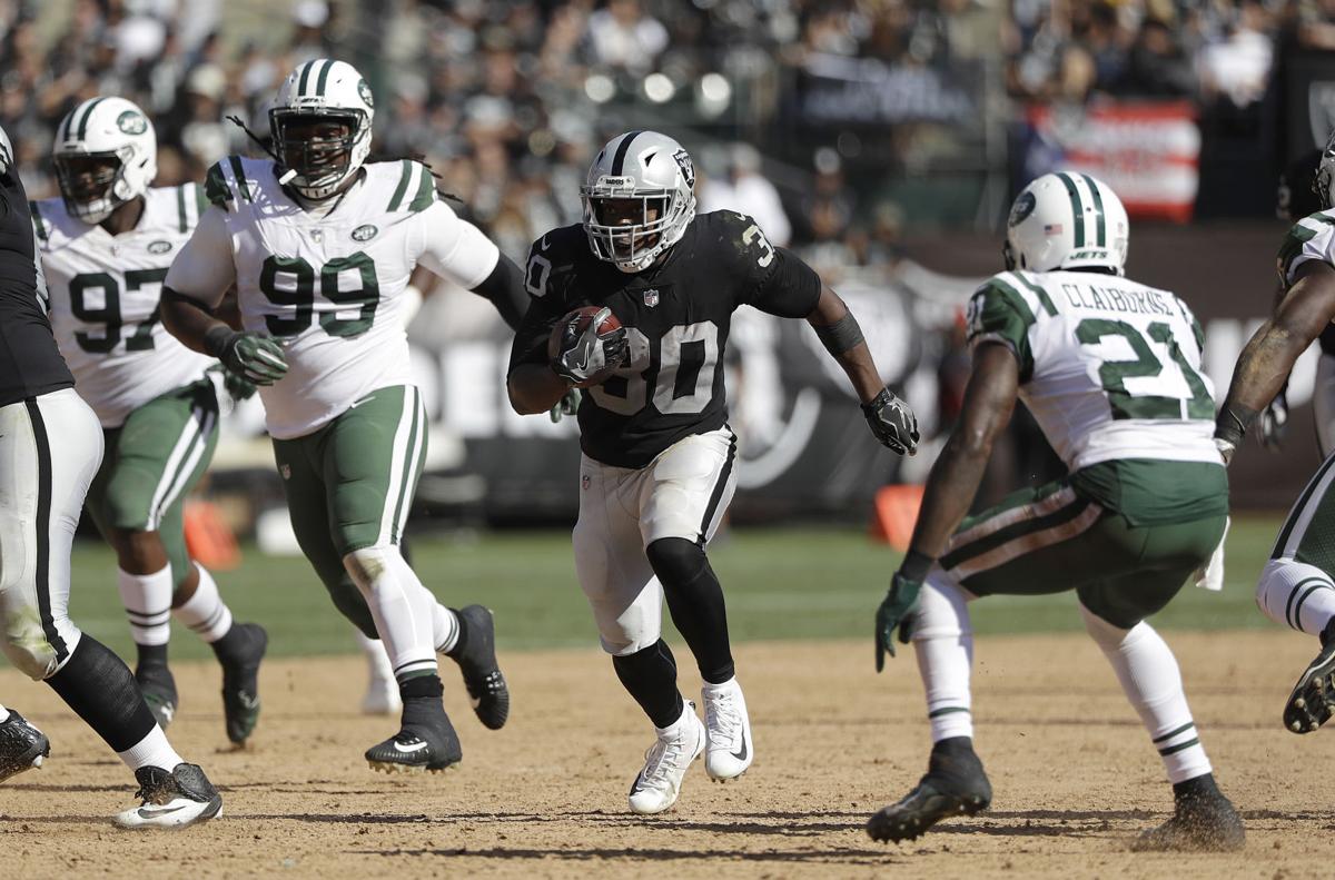 Raiders running backs are content sharing the spotlight