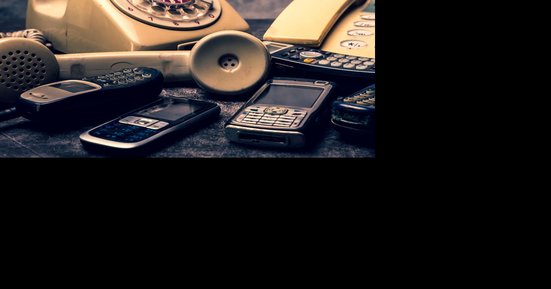 Stacy Torres: I’ve lived into my 40s without ever owning a smartphone ...