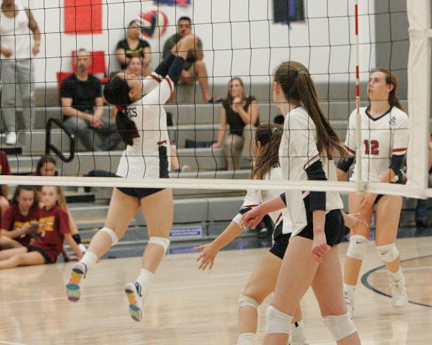 Justin-Siena Volleyball Outlook: Braves stay on top after star graduates