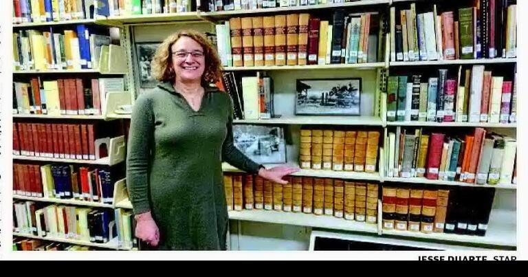 Checking out: St. Helena library head retires