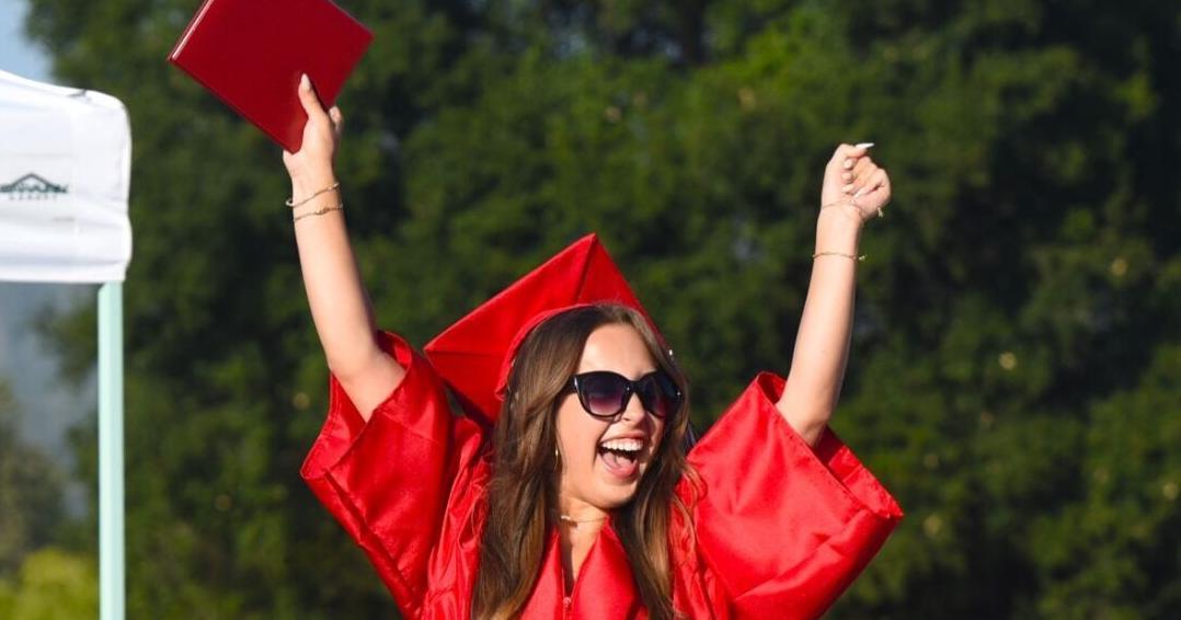 St. Helena High School graduation photos | News | napavalleyregister.com