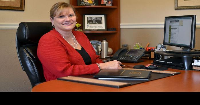 Melinda Adams makes State Farm a family business | Business ...