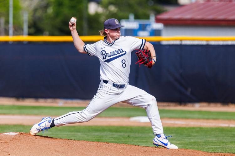 Justin-Siena's Messenger 1-hits Casa Grande in baseball, 3-0 | High ...