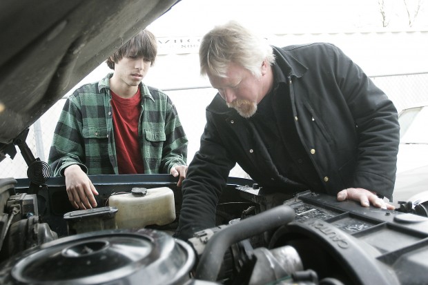 Napa High auto repair class nearing end of the road