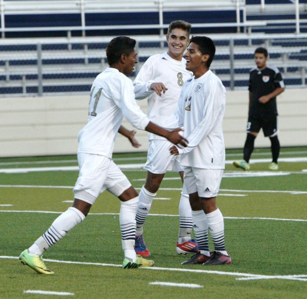 Indians rebuild in pool under new coach | High School ...