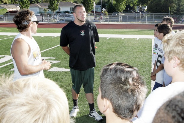 Boyett, Croxdale meet with Napa Saints players to talk football