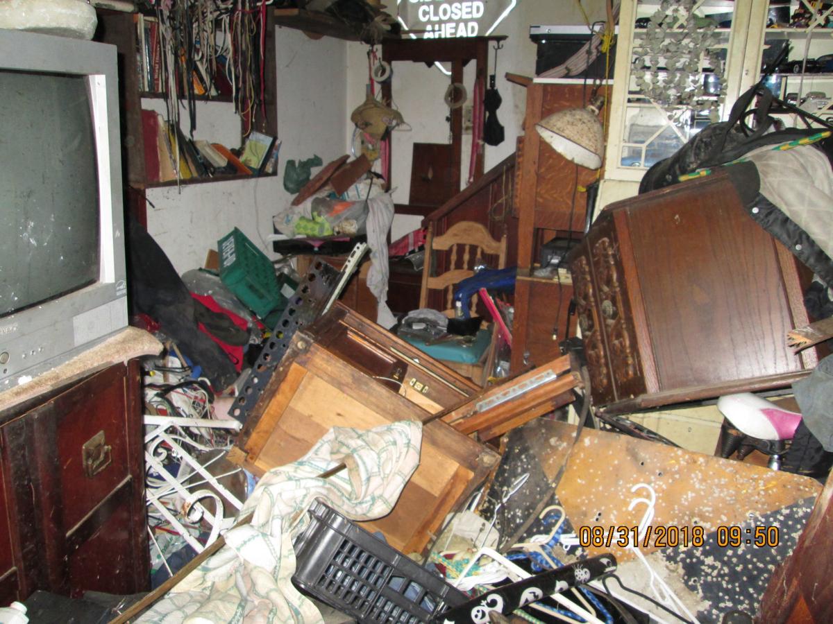 South Napa 'hoarder' house cleared of mountains of garbage, rats | News ...