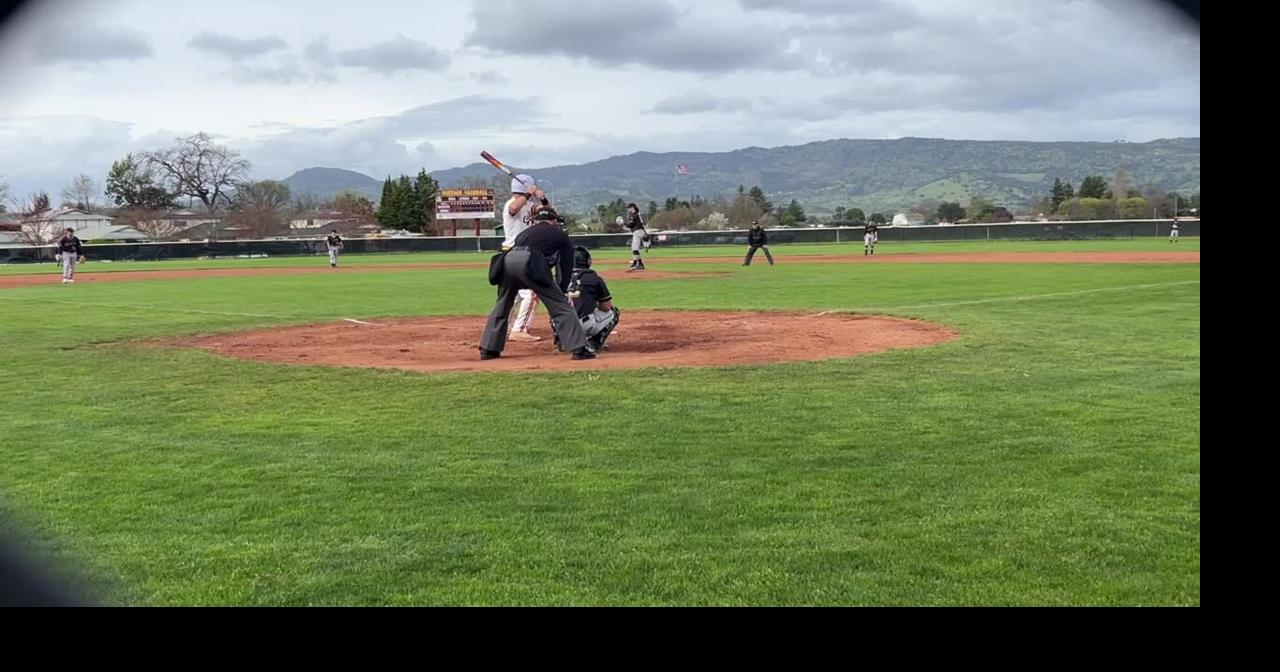 Video: Vintage's Ian Fernandez singles off American Canyon ace Mason ...