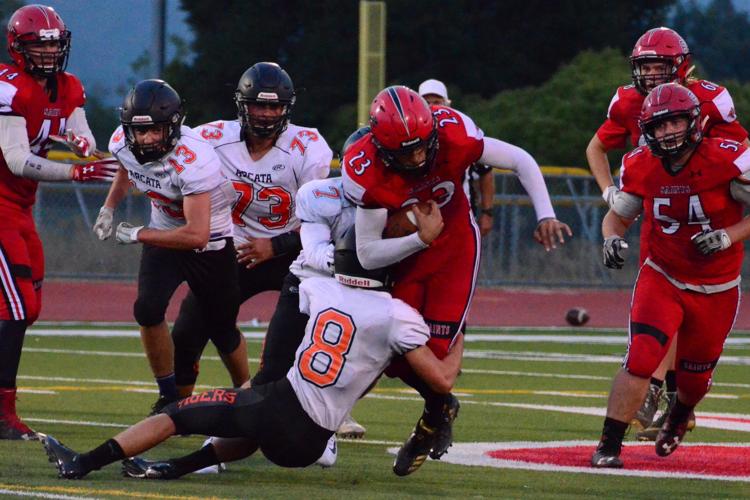 St. Helena rallies to a 26-20 victory over Arcata to open 2018 season