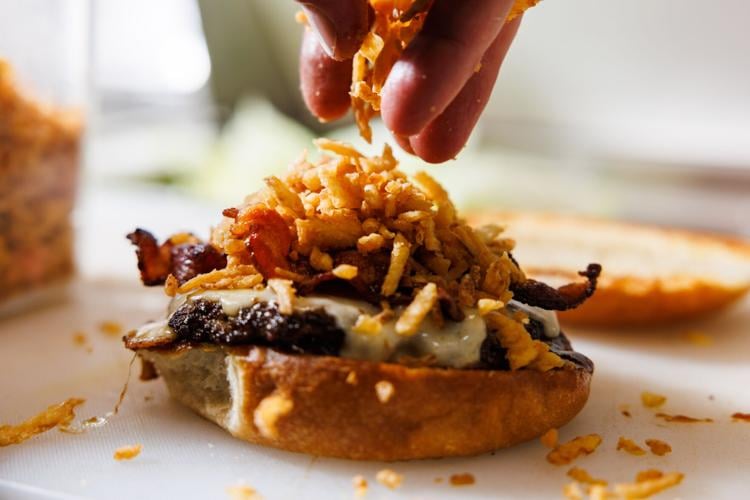 how to cook onions like a burger van