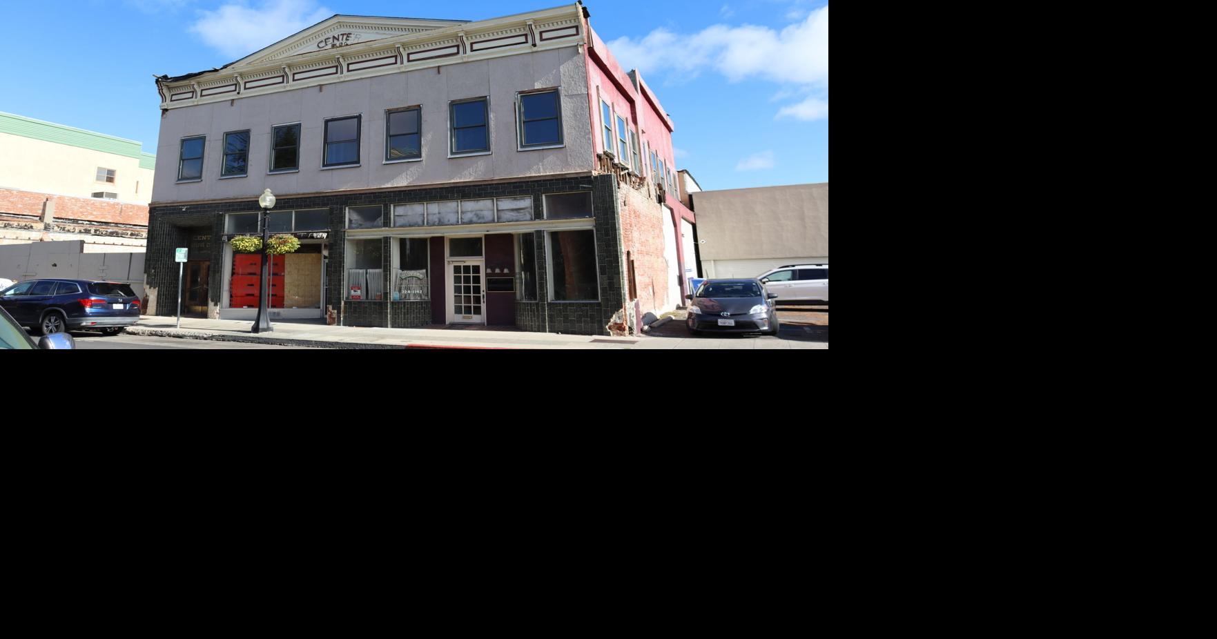Some downtown Napa buildings damaged by the 2014 South Napa Earthquake ...