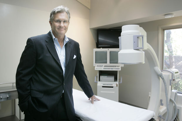 Napa pain doctor hosts conference