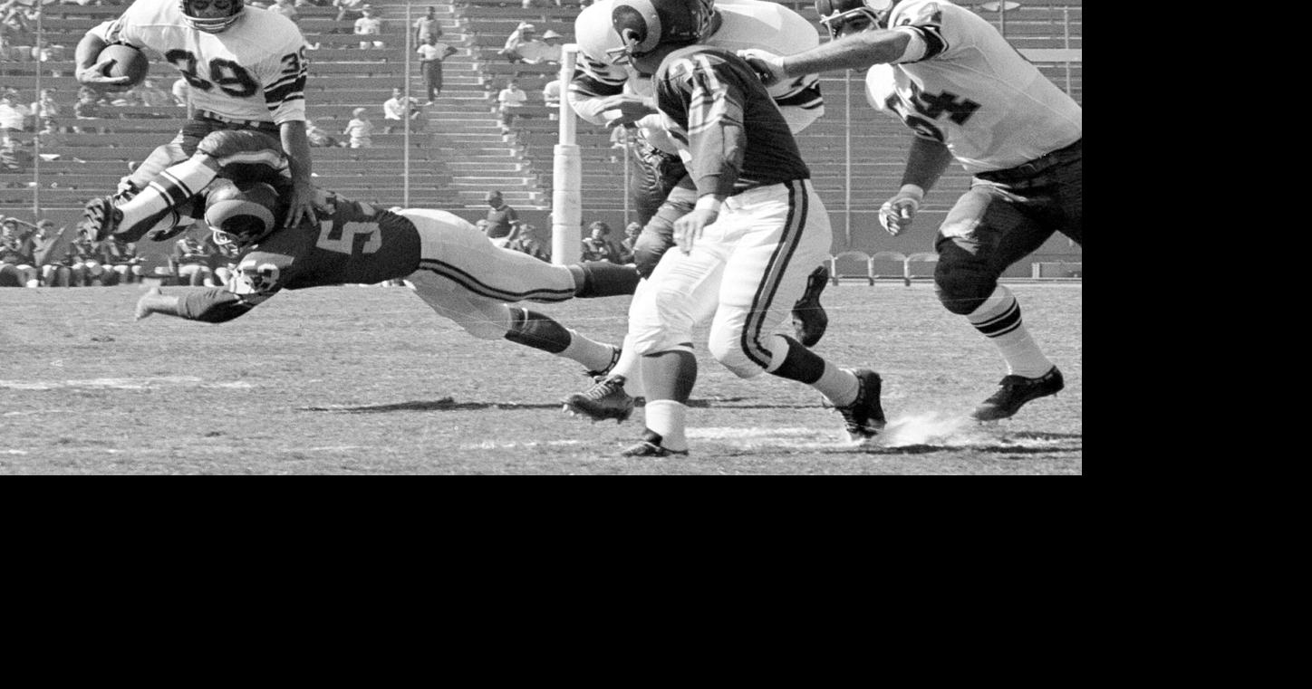 NFL: McElhenny, Hall of Fame halfback with 49ers, dies at 93