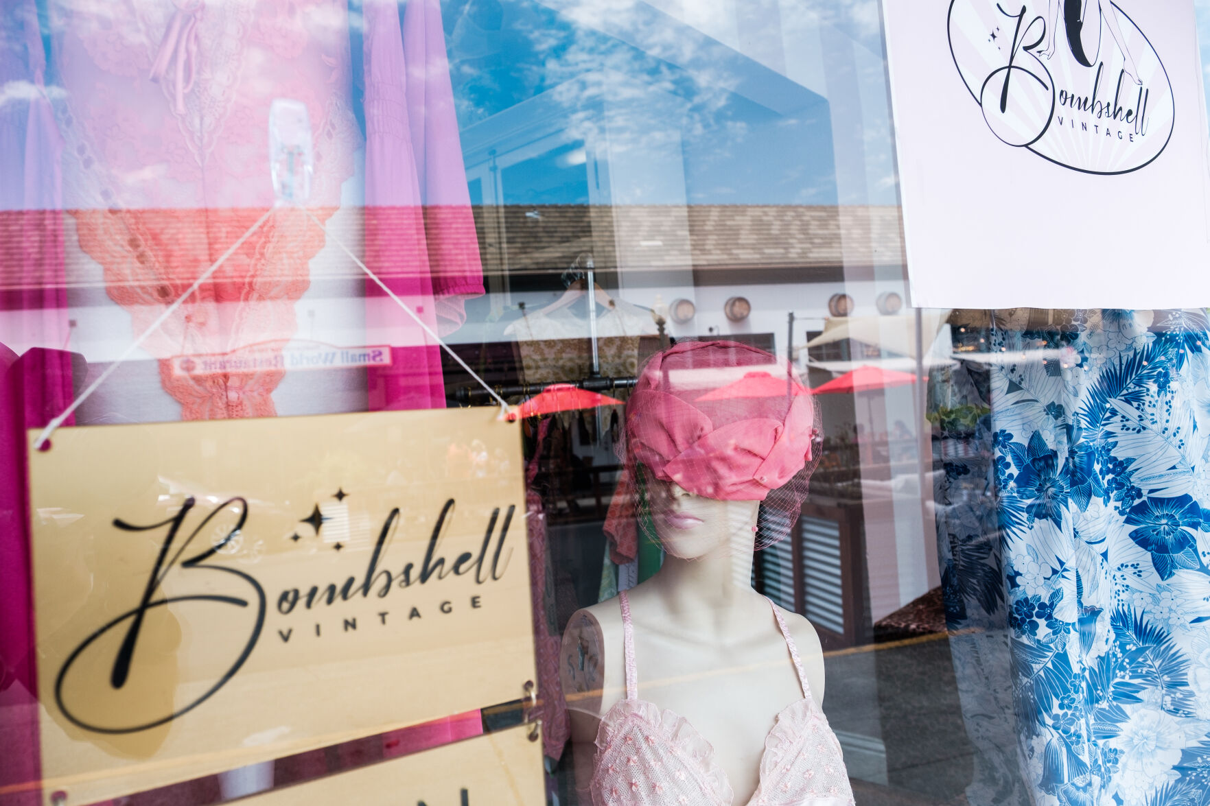 Bombshell Vintage: A new Napa store that hits the target | Business ...