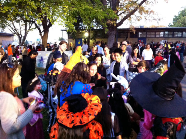 Hundreds celebrate Donaldson Way Harvest Festival