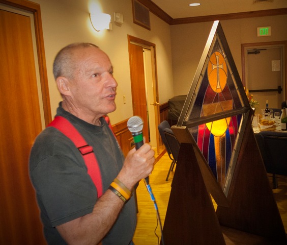 Congregation thanks Father Mac