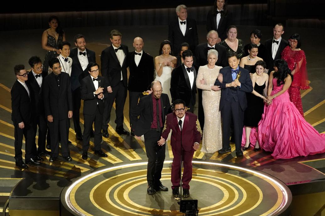 'Everything Everywhere' dominates the Oscars. Here's the full list of ...