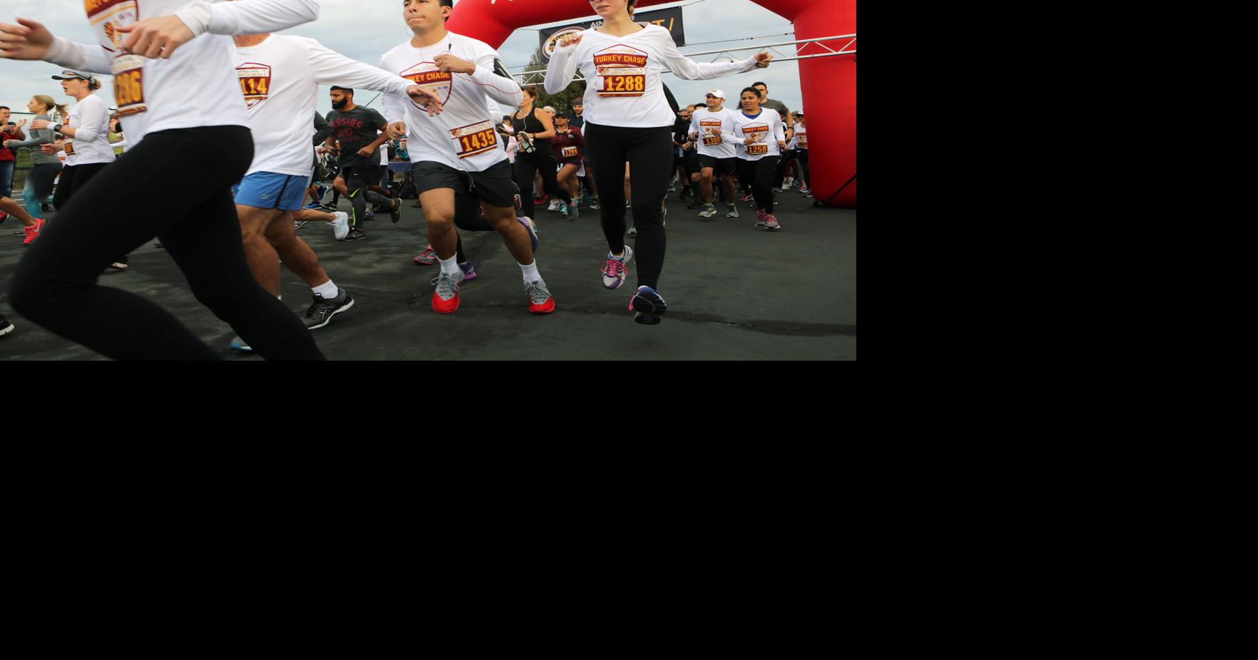 Thanksgiving runners pound the pavement for Napa’s Turkey Chase ...