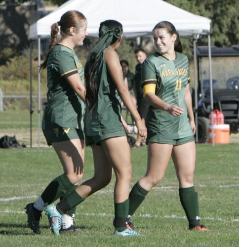 Leila Newberry, Kelly Eusebio, Thais Thompson-Rangel ...