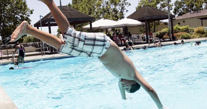 Public pools host families looking to cool off | News ...