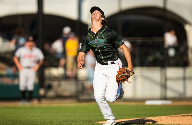 Professional Baseball: Vintage graduate Aaron Shortridge comes back to ...