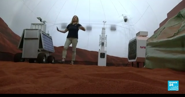 Volunteers for NASA to live in Mars-simulation habitat for one year ...
