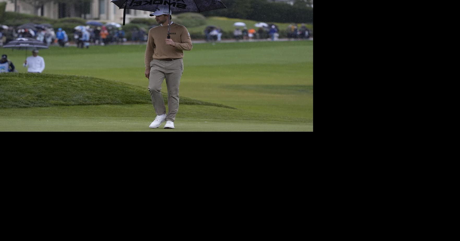 Clark sets Pebble Beach record with 60 for 1-shot lead